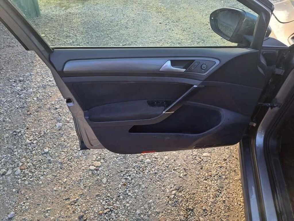 PREDNJA LEVA VRATA GOLF 7 ZA VOLKSWAGEN GOLF 7 OD 2013. DO 2019. GOD