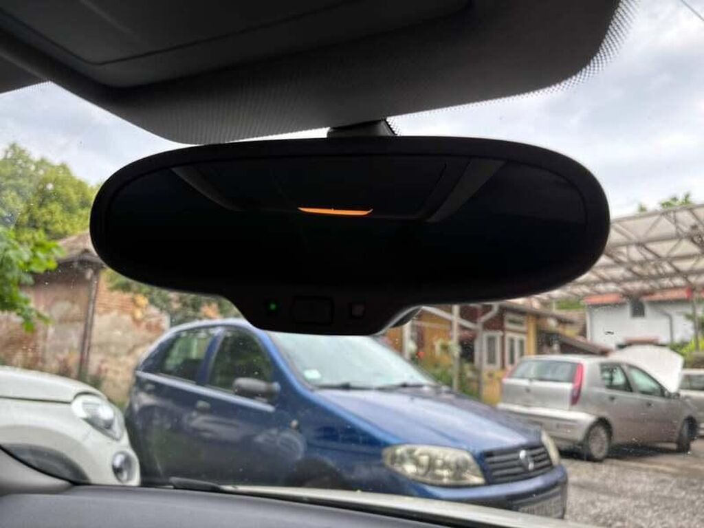 RETROVIZOR U KABINI ZA AUDI A1