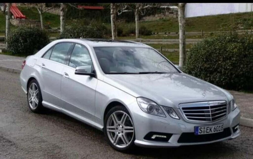 DELOVI ZA MERCEDES BENZ E 0. GOD. | Kompletan auto u delovima