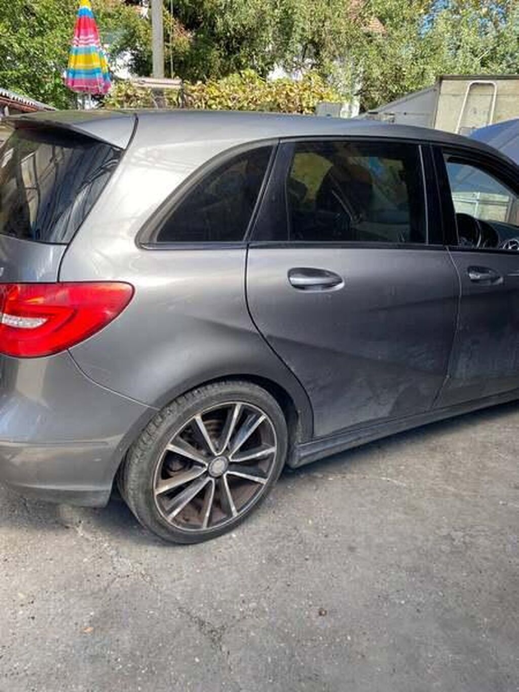 POLUSTRANICE ZA MERCEDES BENZ B KLASA, B 160, B 150 . OD 2012. DO