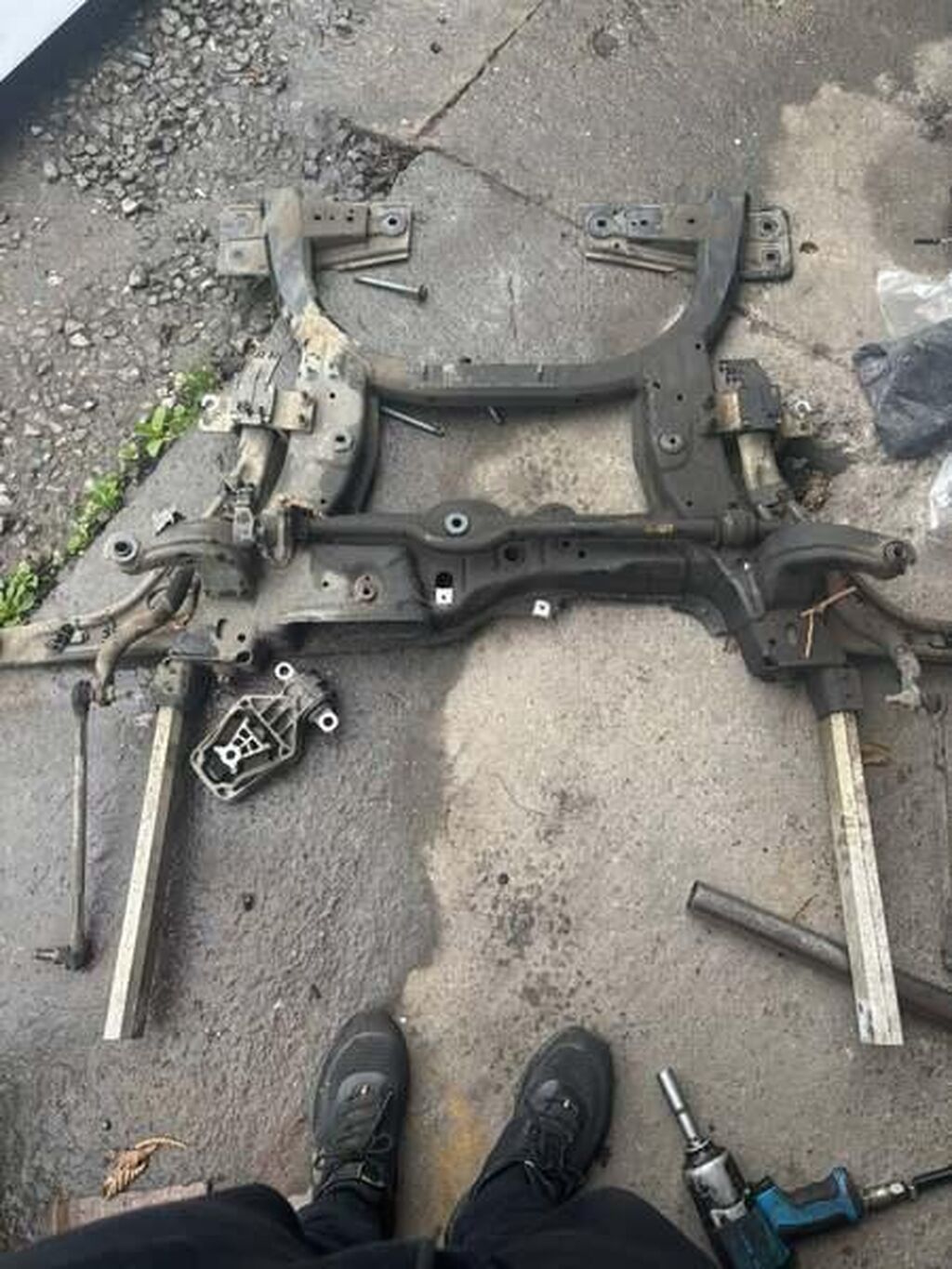 PREDNJI MOST W246 ZA MERCEDES BENZ B 150, B 160, B 170 . OD 2012. DO