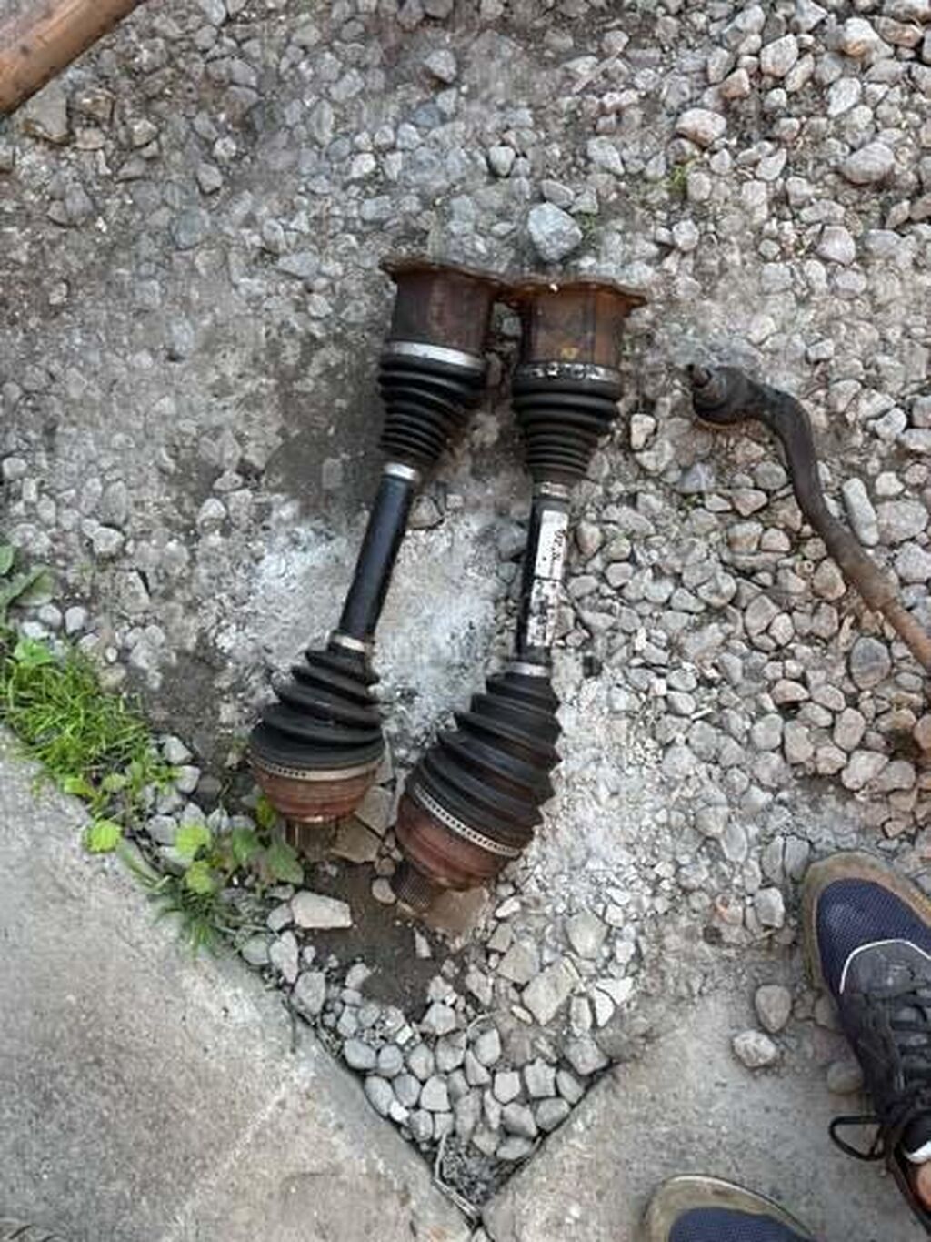 POLUOSOVINE ZA CVT MENJAČ ZA AUDI A4 OD 2008. DO 2014. GOD. |