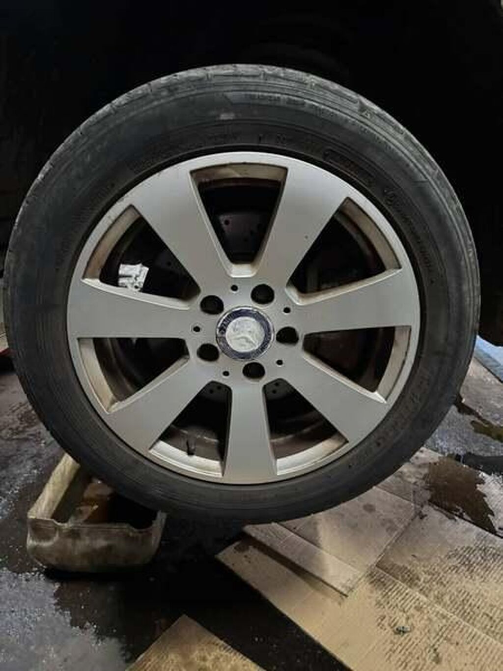 ALUMINIJUMSKE FELNE 16 5 X 112 | U dobrom stanju Gume letnje skoro