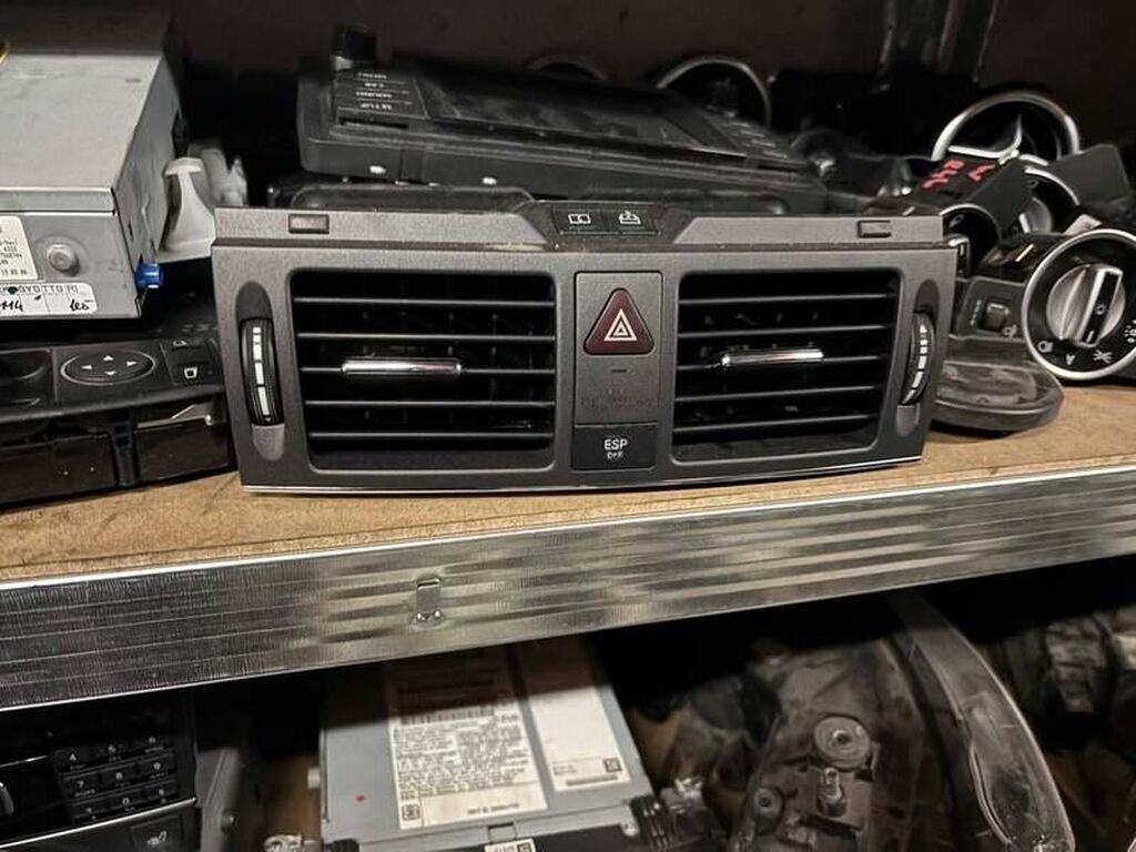 REŠETKA VENTILACIJE (LUFTERI) ZA MERCEDES BENZ C 160, C KLASA, C 180