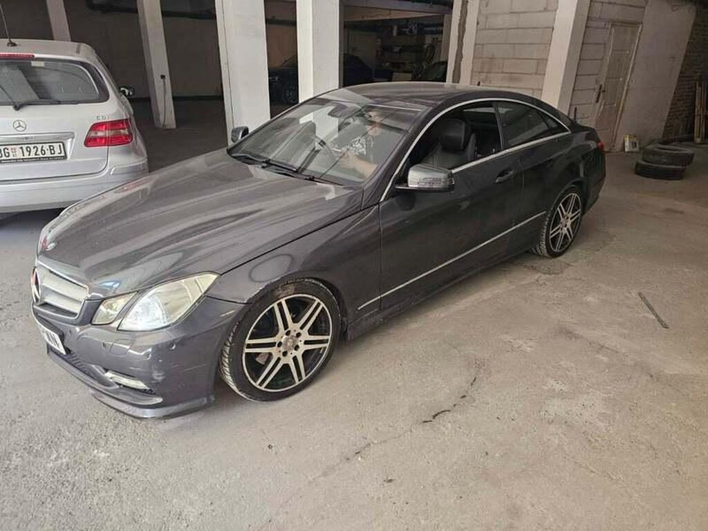 KRILO W207 ZA MERCEDES BENZ E KLASA, E 220, E 230 . OD 2009. DO