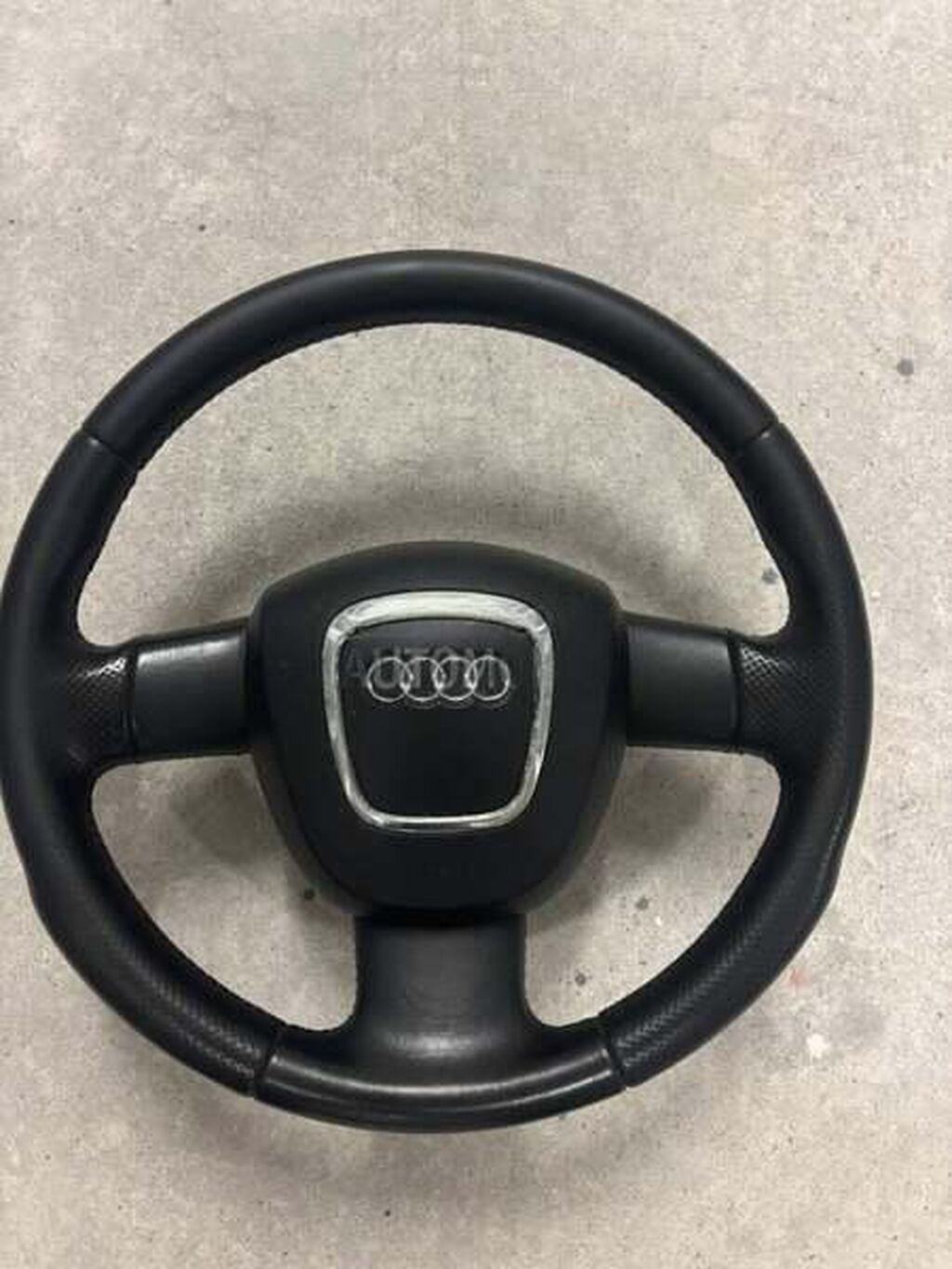 VOLAN ZA AUDI A3, A4, A6 . OD 2002. DO 2012. GOD. | Za Audi modele