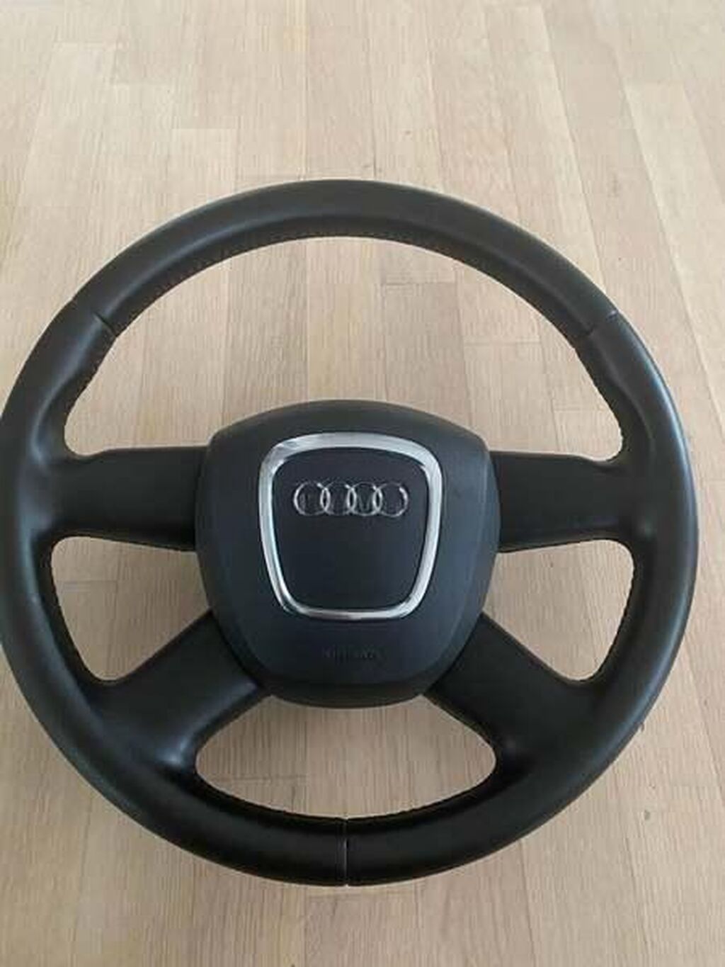 VOLAN ZA AUDI A3, A4, A4 ALLROAD . OD 2004. DO 2012. GOD. |
