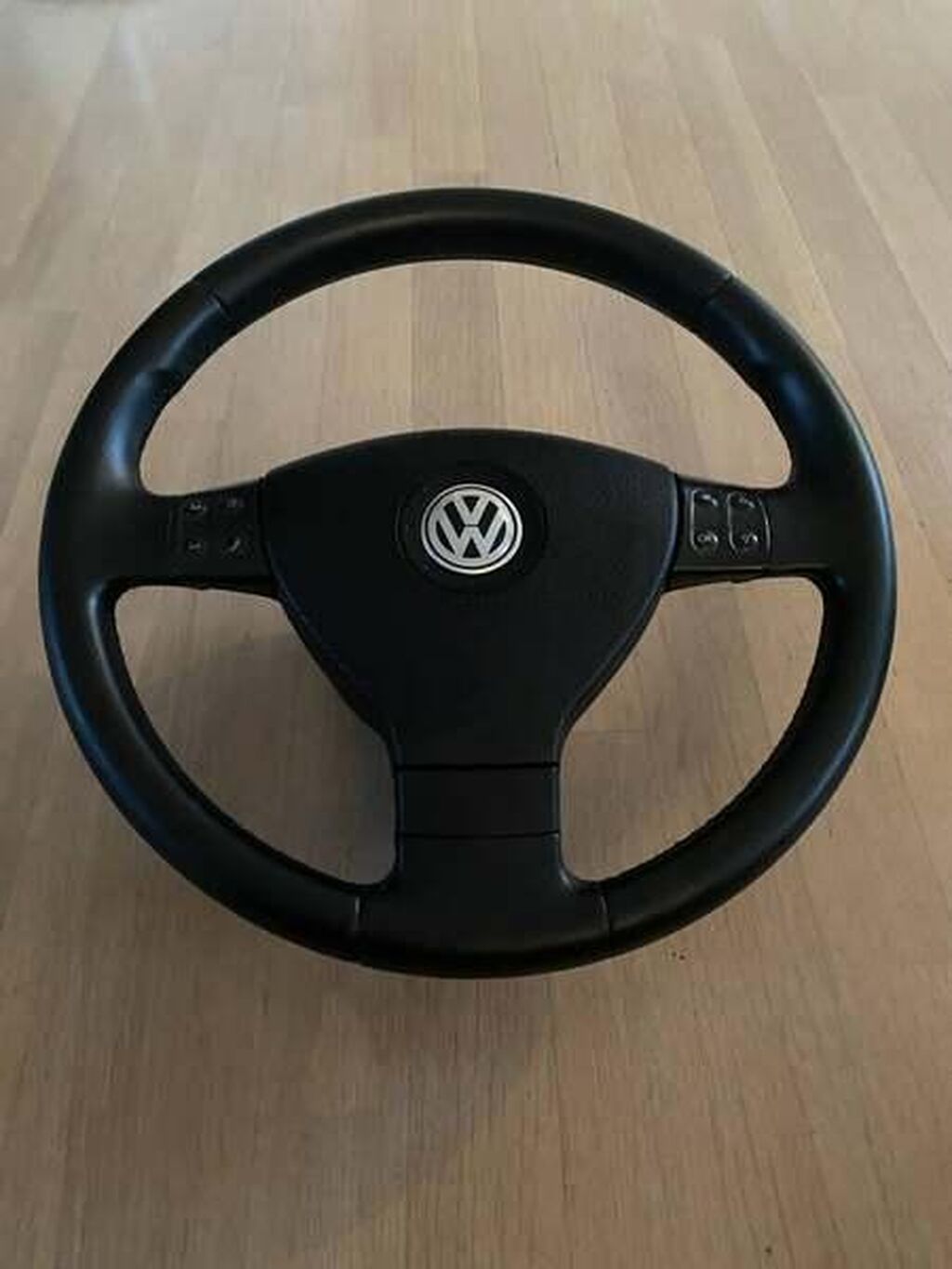 VOLAN ZA VOLKSWAGEN PASSAT B6 OD 2005. DO 2009. GOD. | za vw pasata