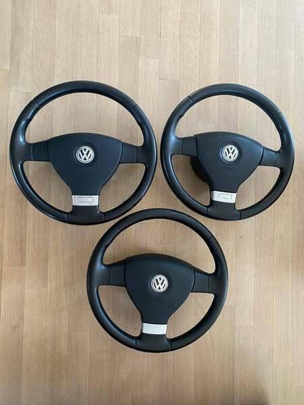 VOLAN ZA VOLKSWAGEN GOLF 5, JETTA, PASSAT B5.5 . OD 2003. DO 2010