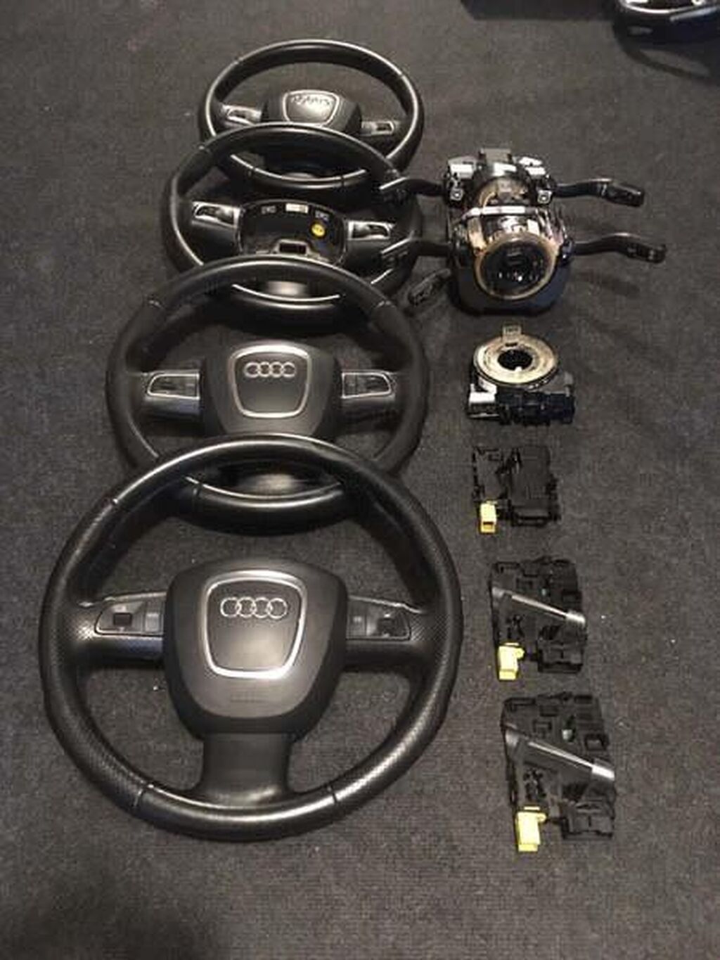 VOLAN AIR BAG ZA AUDI A3, A4, A4 ALLROAD . OD 2004. DO 2013. GOD. |