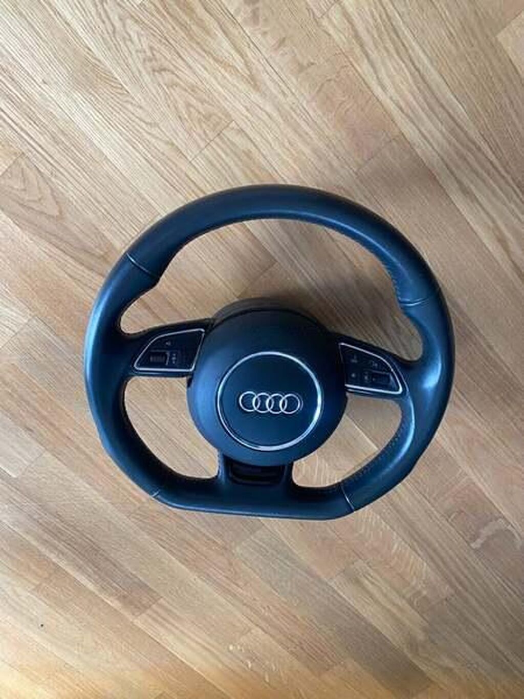 VOLAN ZA AUDI A1, A2, A3 . | za audi A6-A7 zasecen sportski volan