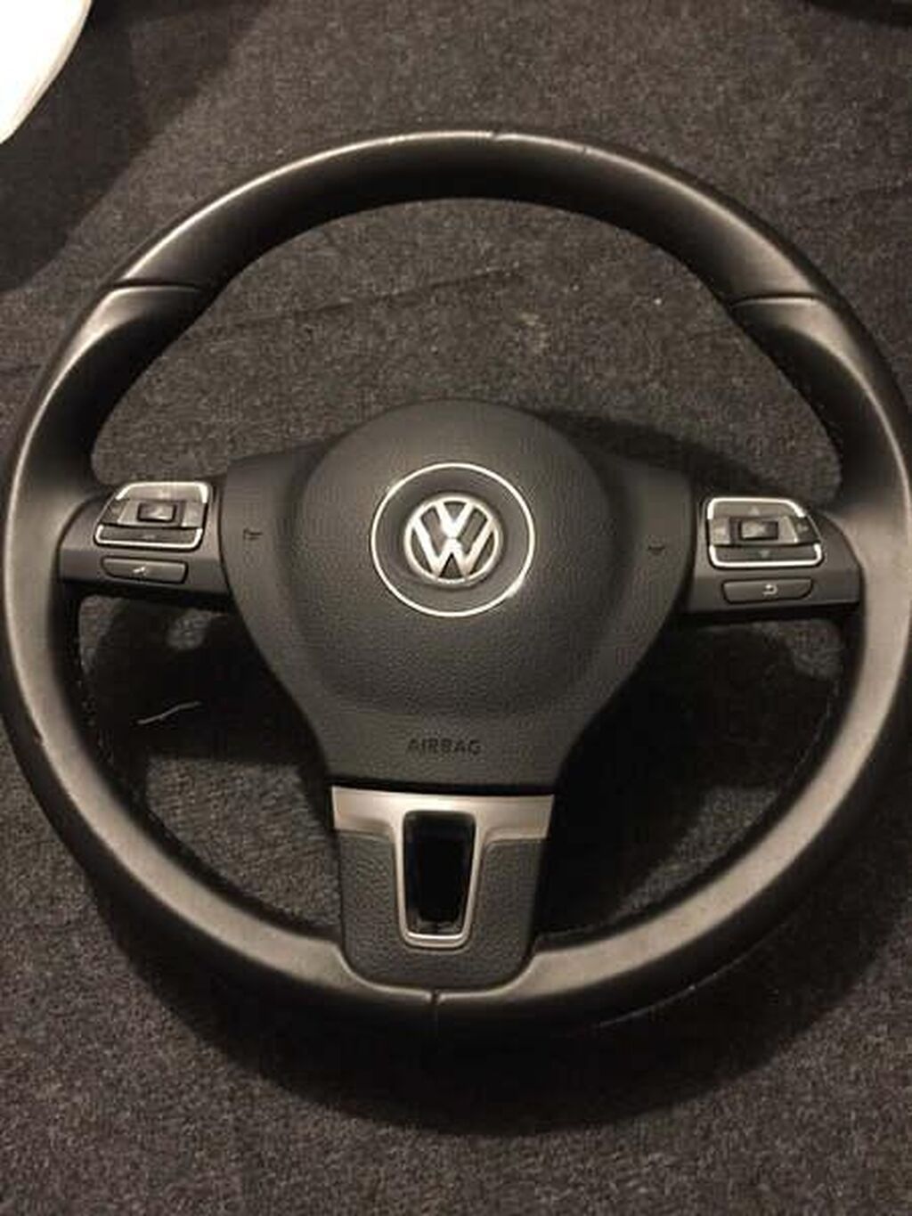 VOLAN AIR BAG ZA VOLKSWAGEN GOLF 6, PASSAT B6, PASSAT B7 . | Volan