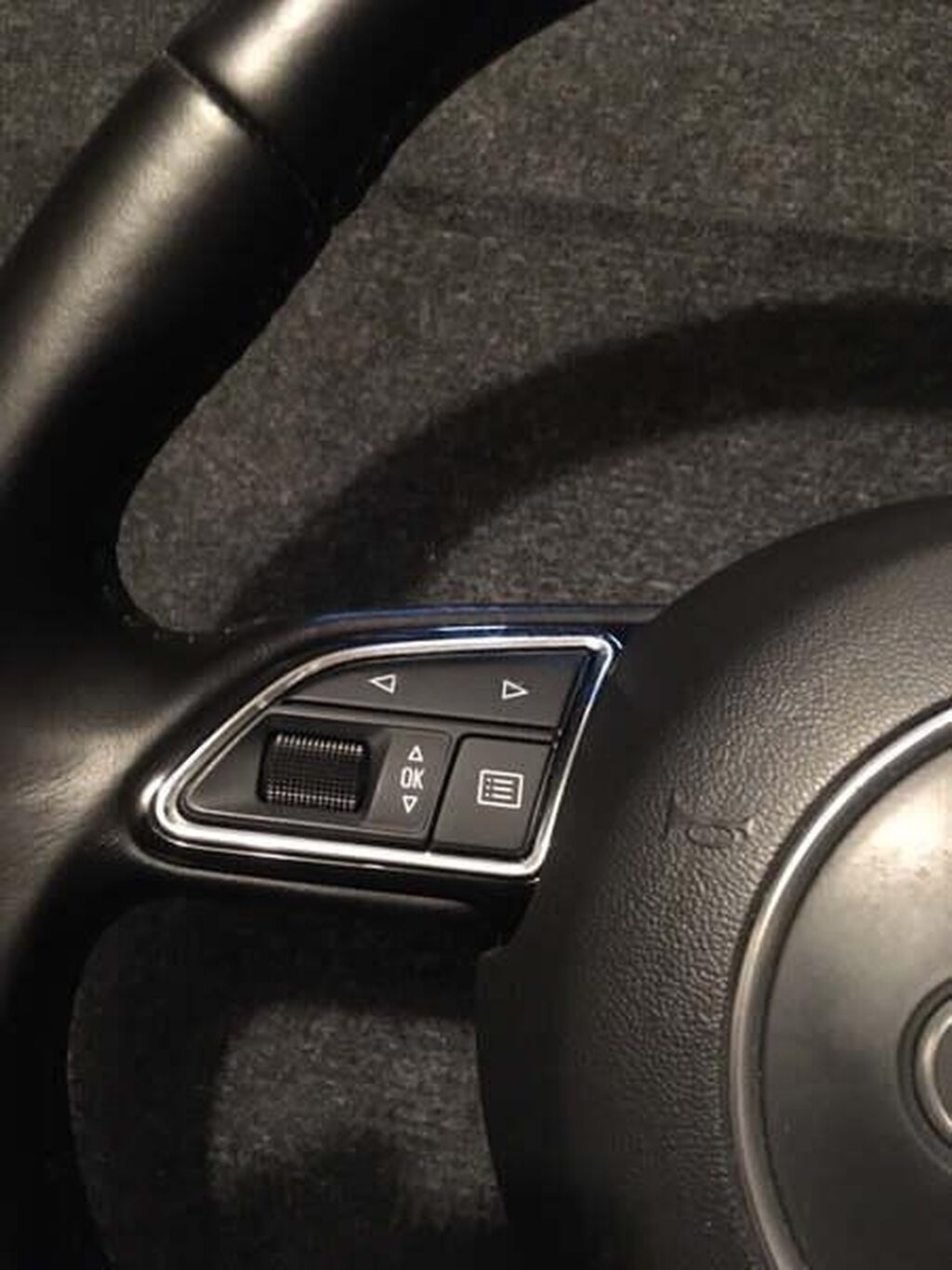 VOLAN AIR BAG ZA AUDI A3, Q3 OD 2013. DO 2018. GOD. | Za Audi A3 8V