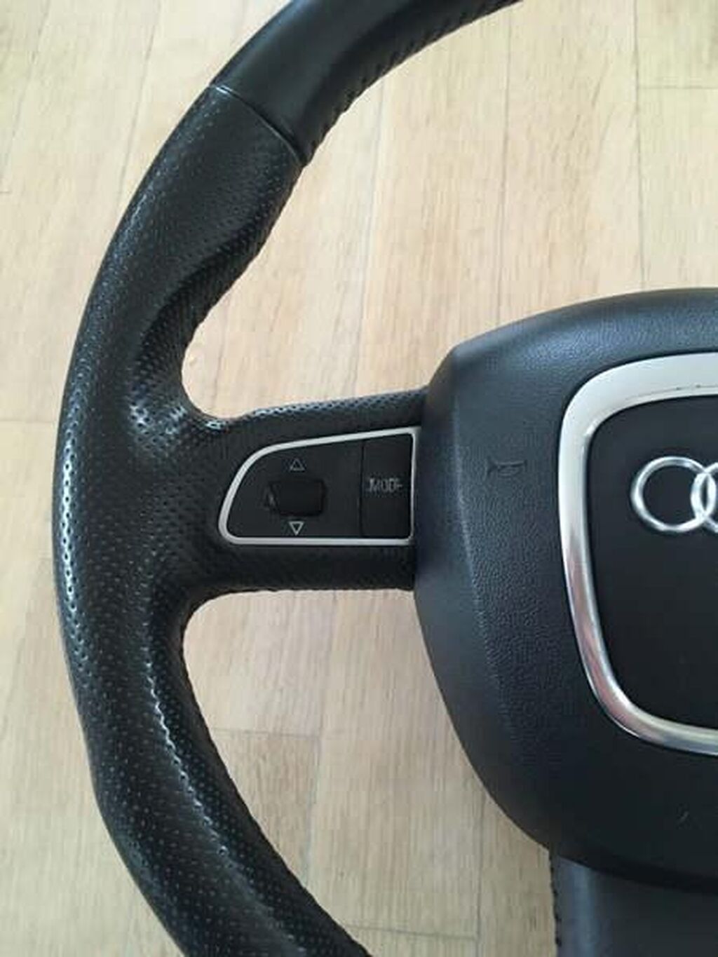 VOLAN AIR BAG ZA AUDI A3 OD 2003. DO 2012. GOD. | Za Audi A3 od 2
