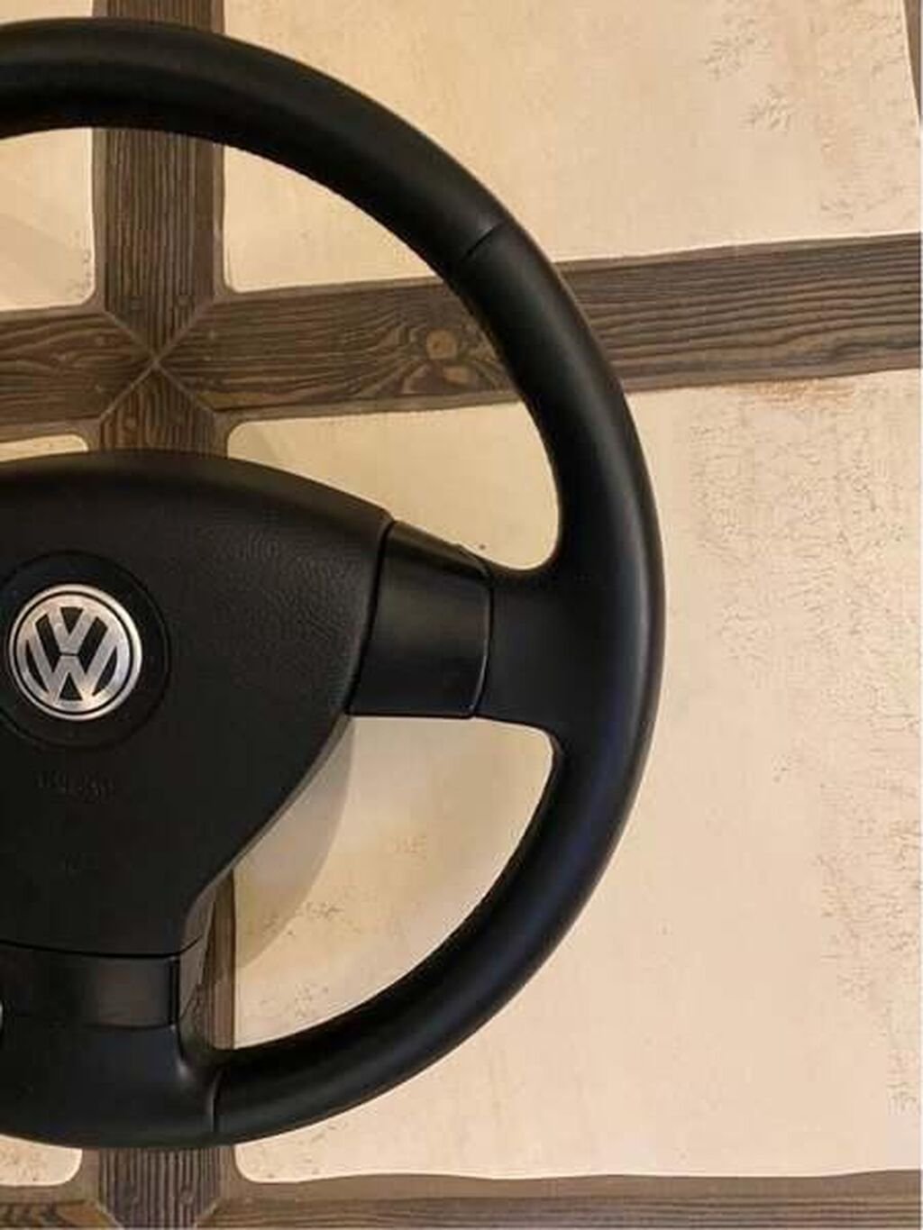 VOLAN ZA VOLKSWAGEN GOLF 5, GOLF PLUS, PASSAT B6 . OD 2003. DO 2009