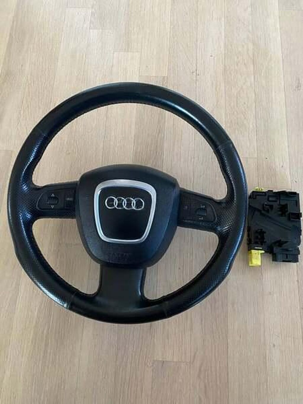 VOLAN ZA AUDI A3 OD 2003. DO 2012. GOD. | za audi a3 2 komplet MFL