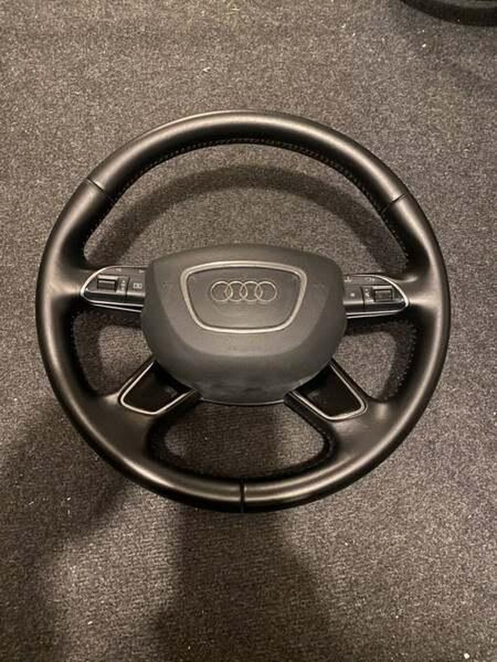 VOLAN ZA AUDI A1, A3, A4 . OD 2004. DO 2018. GOD. | za audi modele