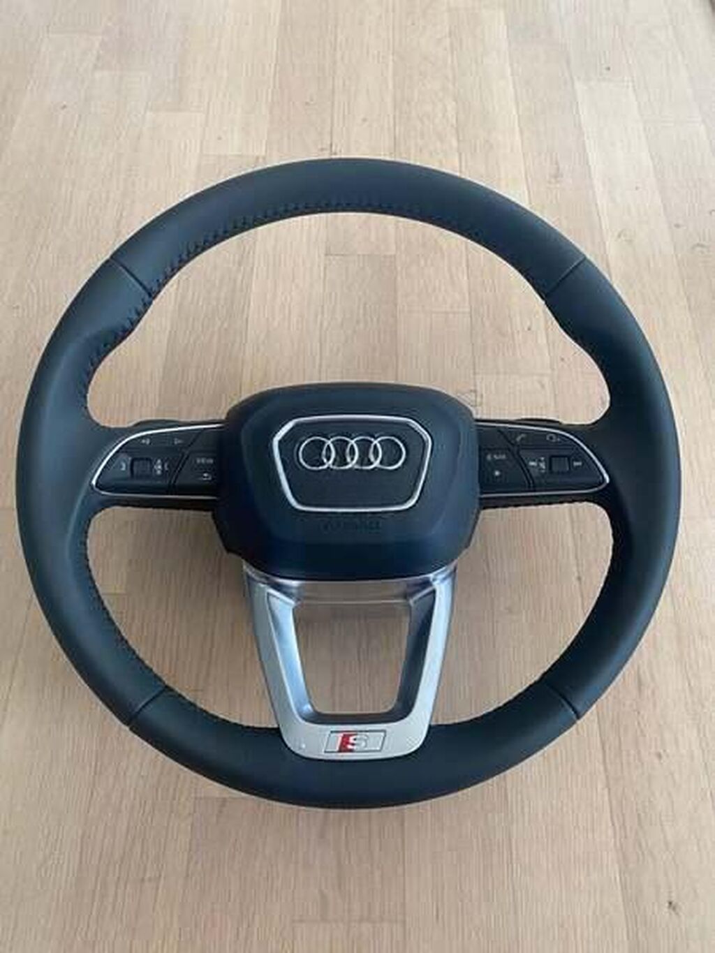 VOLAN ZA AUDI A4, A4 ALLROAD, A5 . OD 2015. DO 2020. GOD. | Za