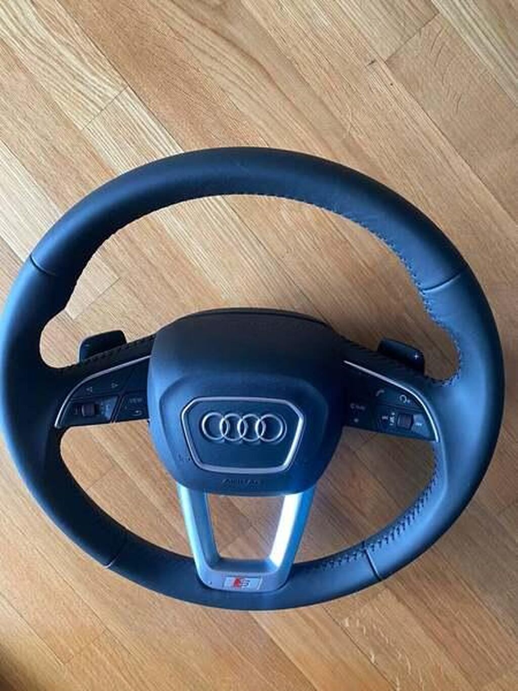 VOLAN ZA AUDI A4, A4 ALLROAD, A5 . OD 2015. DO 2021. GOD. | za