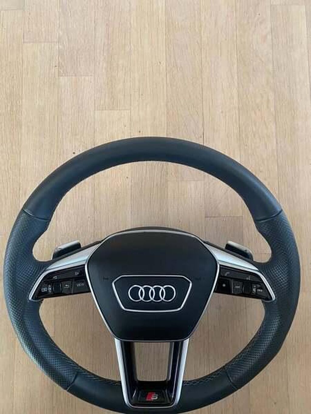 VOLAN ZA AUDI A6, A6 ALLROAD, A7 . OD 2018. DO 2022. GOD. | za