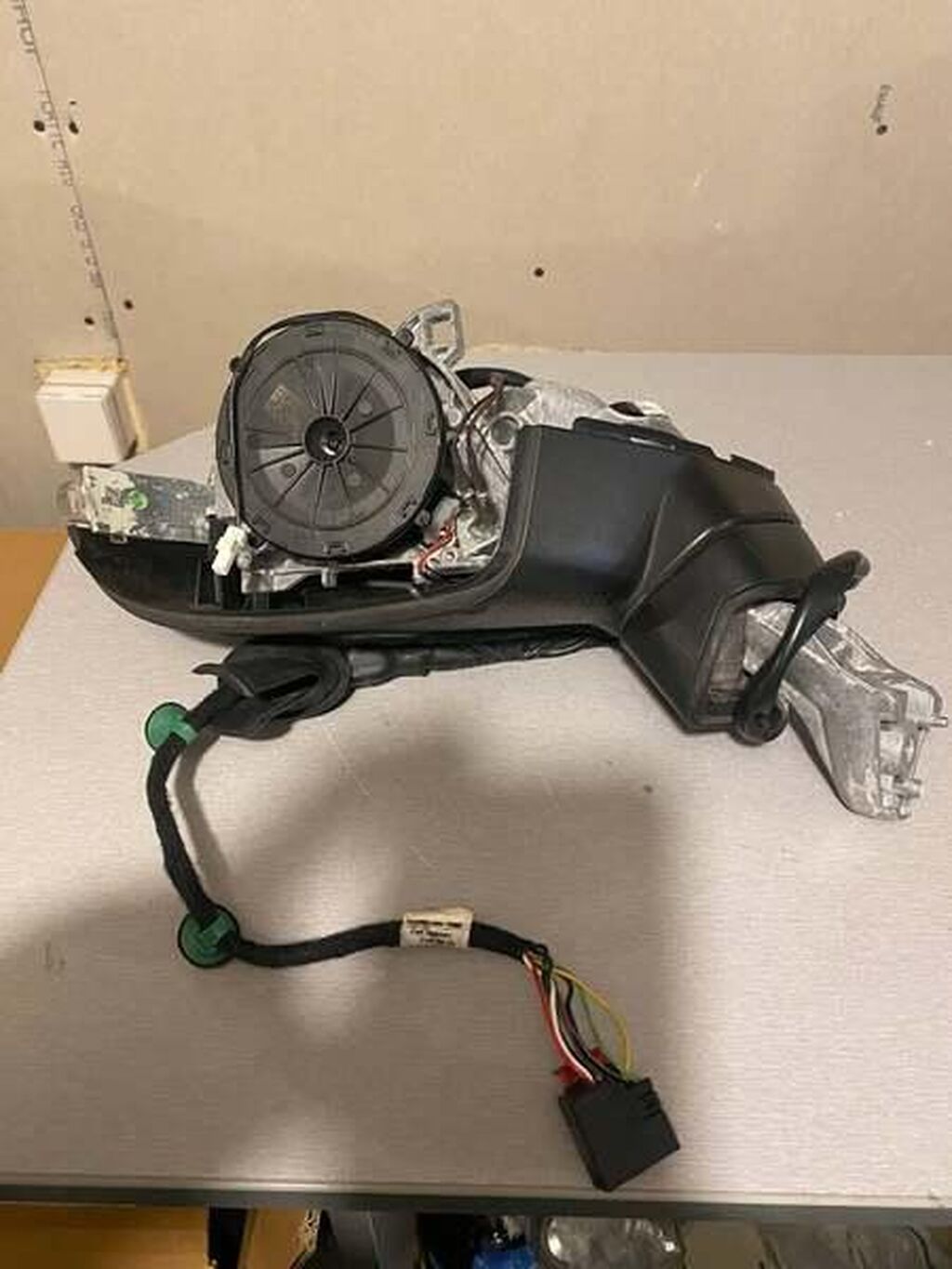 RETROVIZOR ZA VOLKSWAGEN PASSAT B8, PASSAT B8 ALLTRACK OD 2015. DO