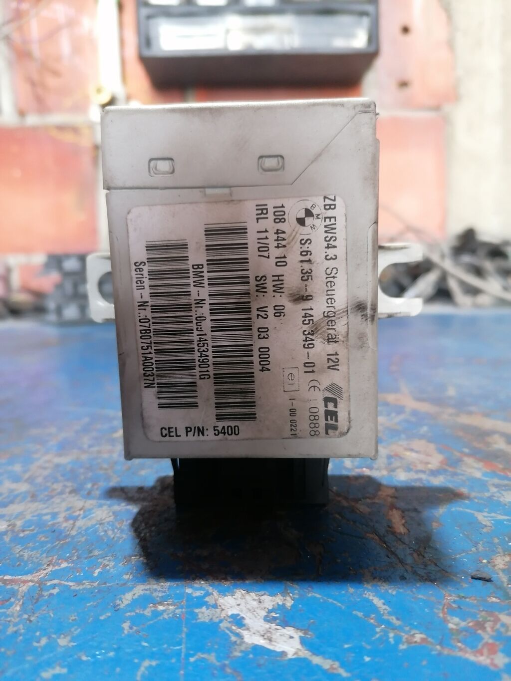 BMW EWS4.3 modul imobilajzera – 12V Detalji: - Proizvođač: BMW / CEL