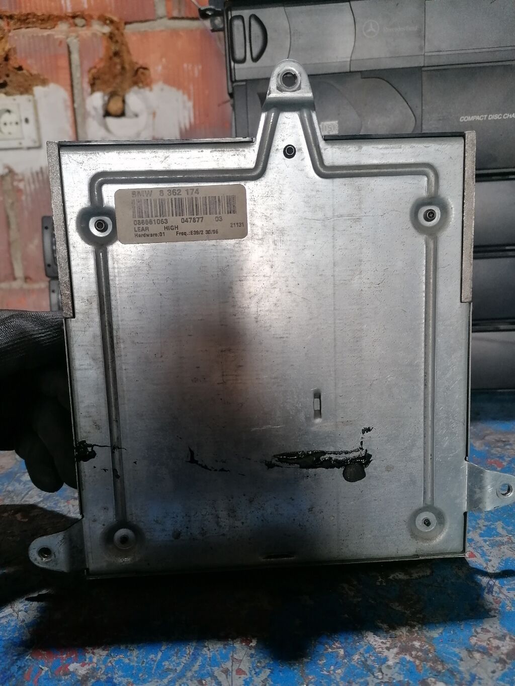 Pojačalo audio sistema BMW E39 – LEAR HIGH - Originalni BMW modul
