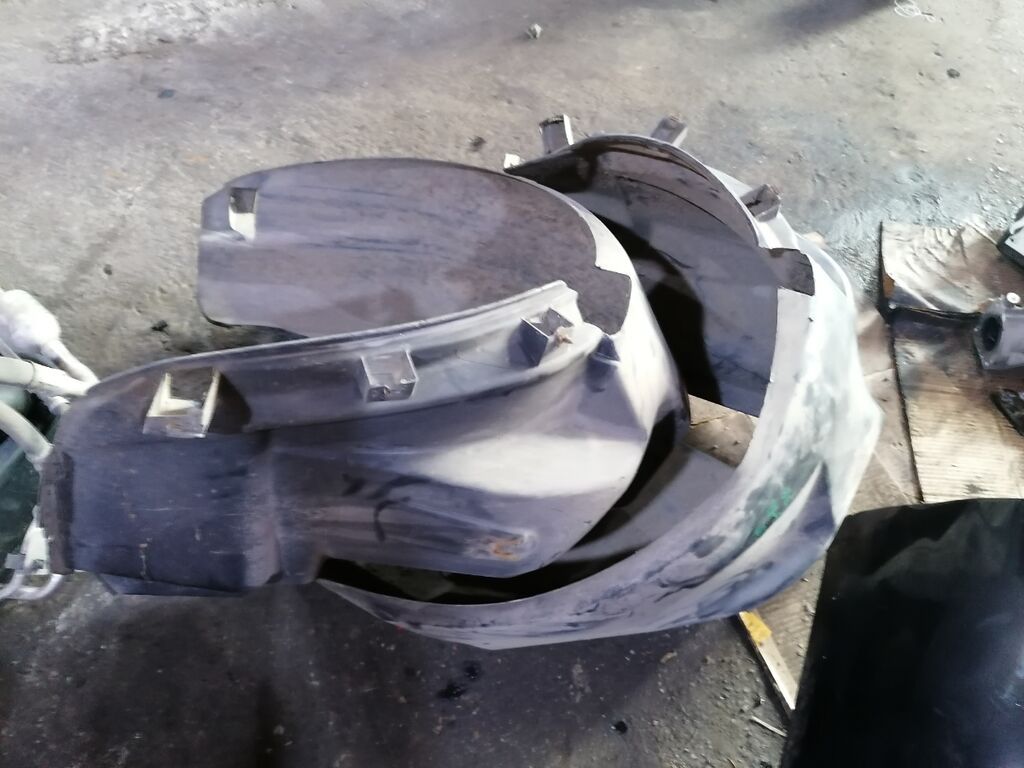 Podkrila (plastični zaštitni unutrašnji blatobrani) za Fiat Grande