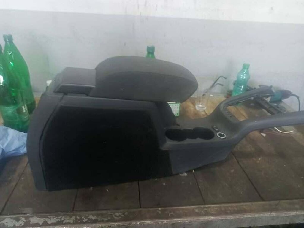 NASLON ZA RUKU ZA ŠKODA YETI | U ponudi sve vrste polovnih