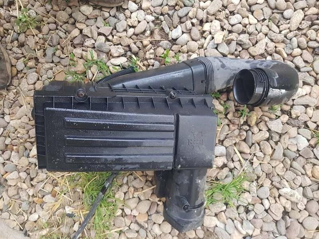 Univerzalni deo