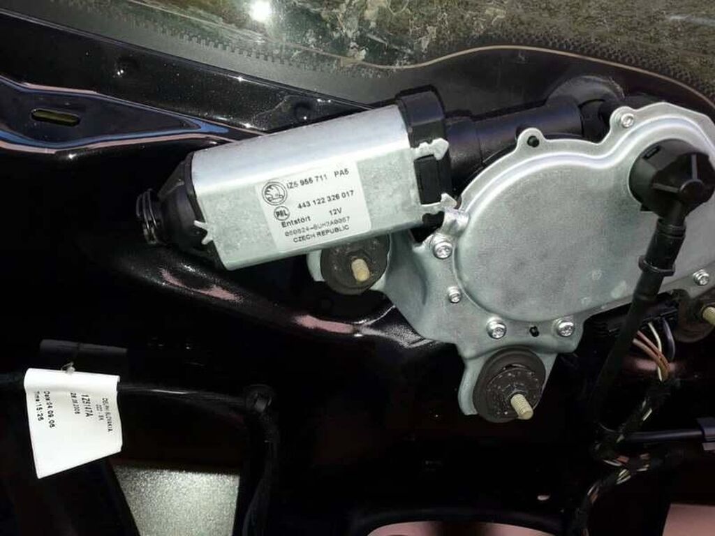 MOTOR ZADNJEG BRISACA ZA ŠKODA FABIA, OCTAVIA, PRAKTIK . | sve