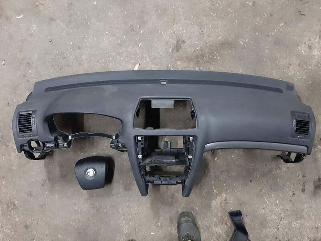 INSTRUMENT TABLA ZA ŠKODA OCTAVIA | sve vrste delova za skodine