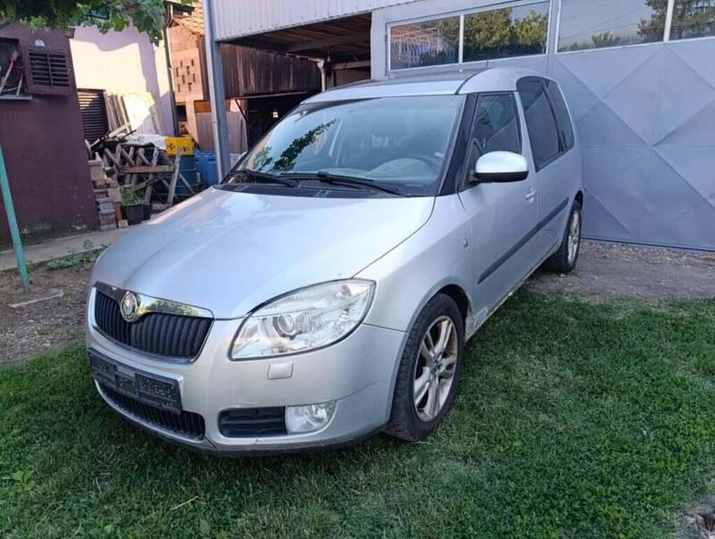 ŠKODA ROOMSTER - KOMPLETAN AUTO U DELOVIMA | U ponudi sve vrste