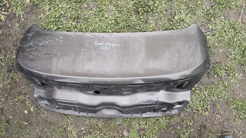 GEPEK VRATA ZA RENAULT MEGANE | Renault Megane limuzina gepek vrata