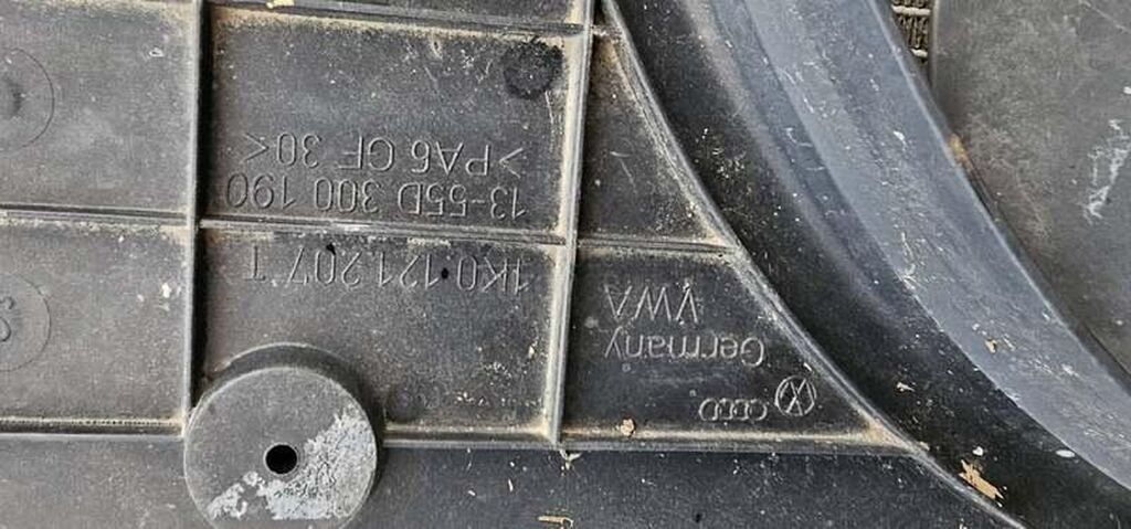 VEZNI LIM HLADNJAK ZA VOLKSWAGEN BORA, CADDY, GOLF 5 . |