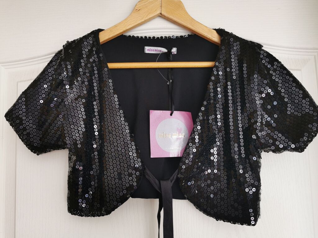 Crni bolero sa šljokicama – Miss Miss by Valentina - Kratak