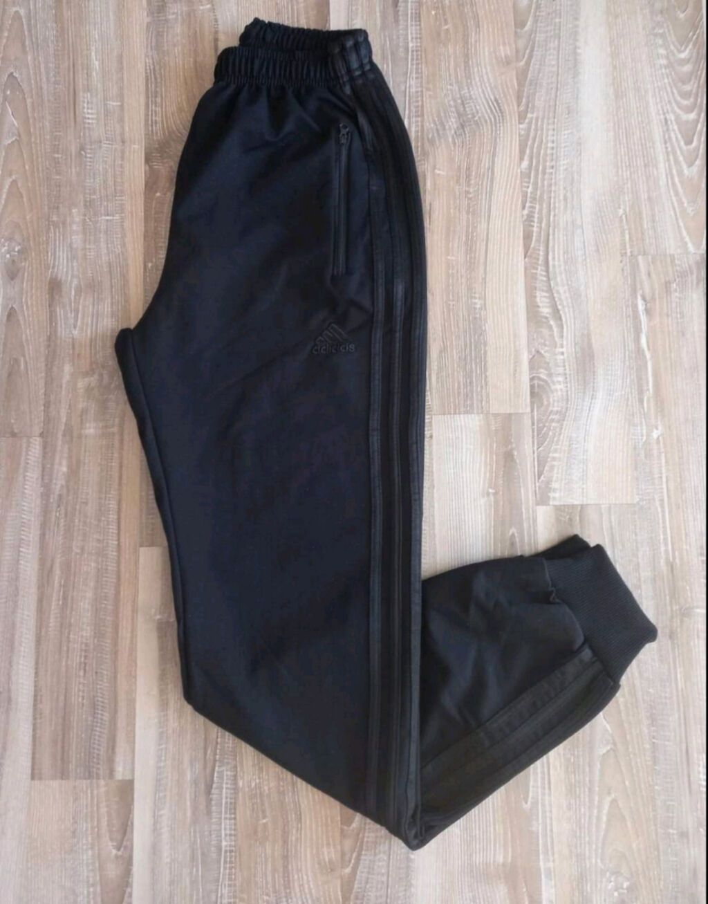 Adidas muška trenerka donji deo NOVO Novo Mokra likra Veličine l xl