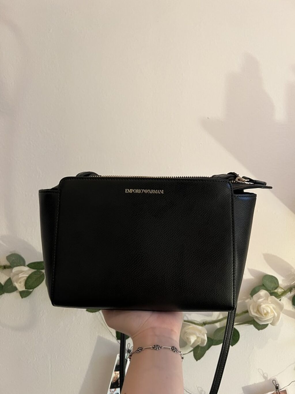 Emporio Armani Saffiano ženska torba preko ramena - Model: kompaktna