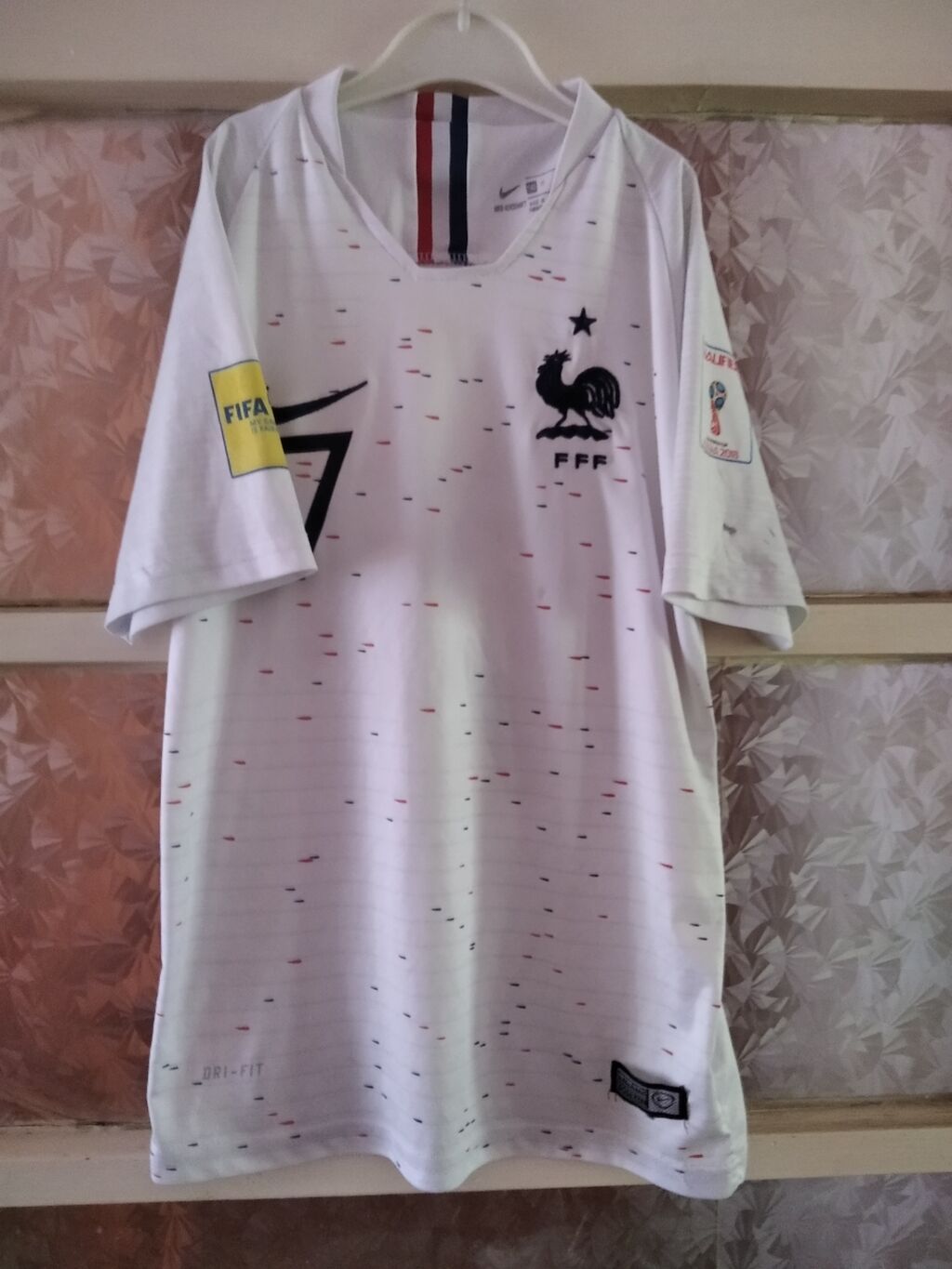Dres br.140 ili za 8/9 god. u dobrom stanju