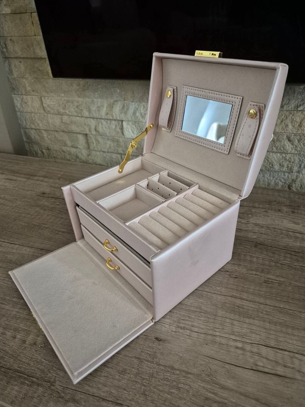 Organizator za nakit – kutija sa više nivoa i ogledalom - Elegantna