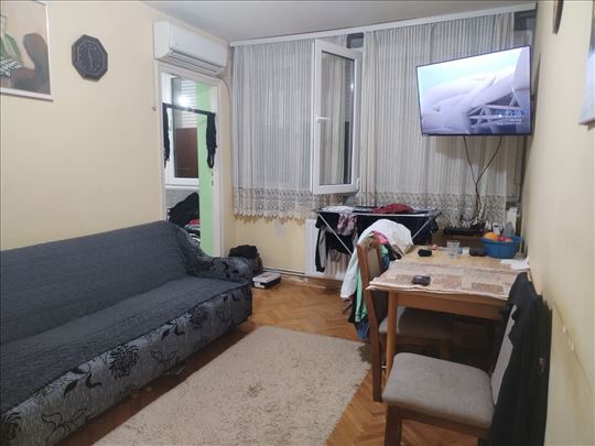 Prodaje se jednoiposoban stan na Bubnju