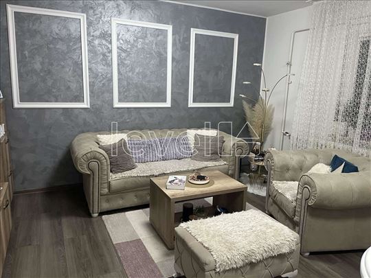 Stan,Sremski Karlovci,Dudara,kv: 58.00