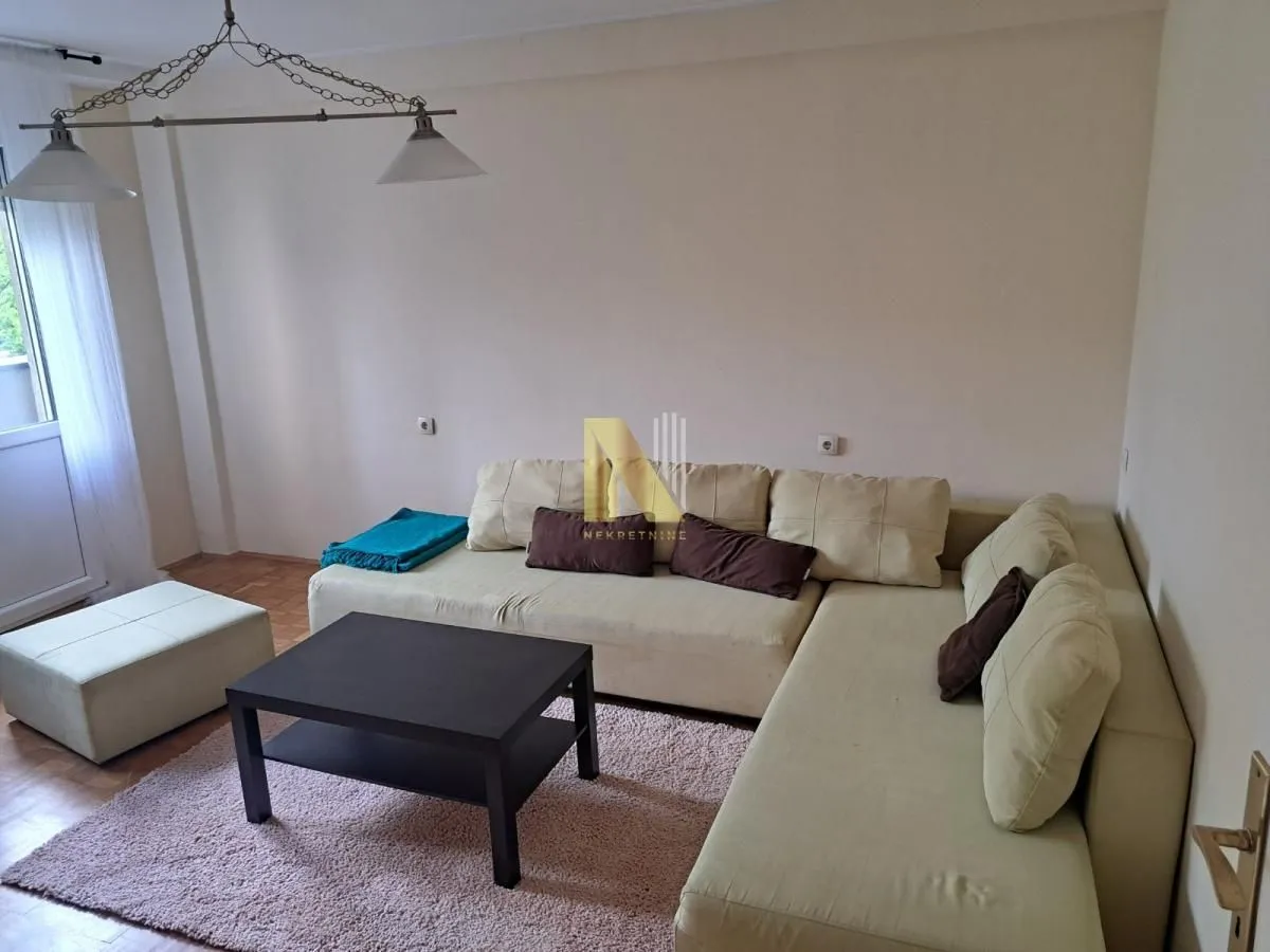 Izdavanje, dvosoban stan, 51m², Železnička Stanica, Novi Sad Sve Podlokacije