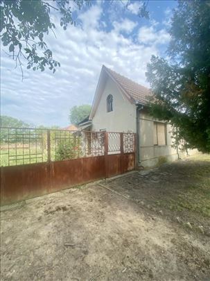 Idvor kuća na prodaju