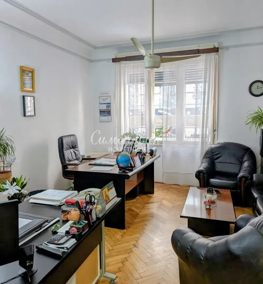 Prodaja, jednosoban stan, 41m², Kalenić Pijaca, Vračar Sve Podlokacije