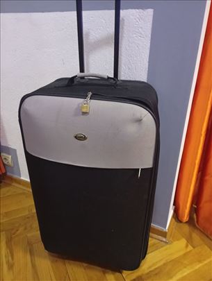 Kofer dobar oko 75 40 25