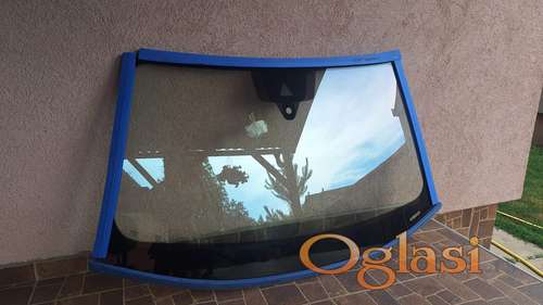 Sofersajbna Audi Q8 SQ8 vetrobran Audi Q8 ORIGINAL NOVO