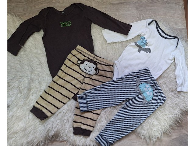 CARTERS DVA KOMPLETA ZA BEBE VEL. 12 MESECI