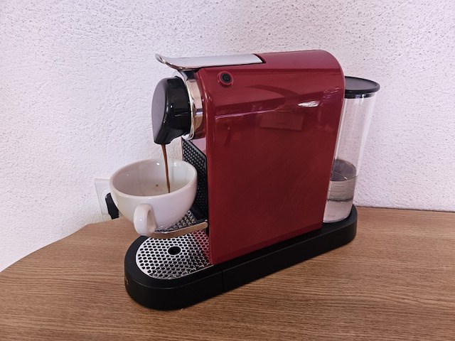 Nespresso aparat za kafu masina Krups XN 7405 CitiZ kap