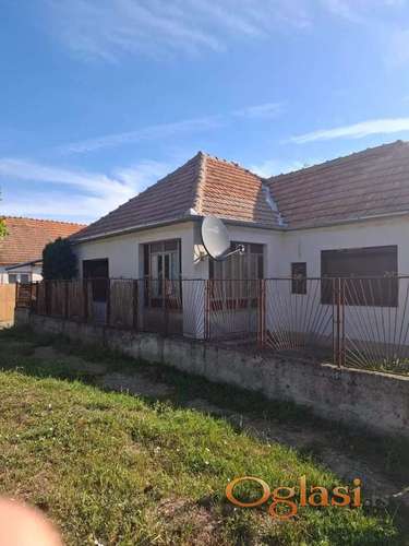 Kuća na prodaju u Farkaždinu-Zrenjanin